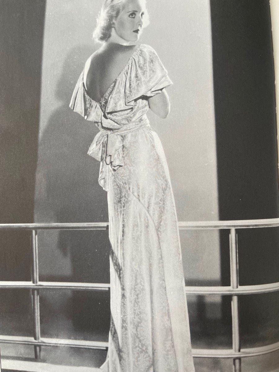 Bette Davis by Sara Alm | Threadloop