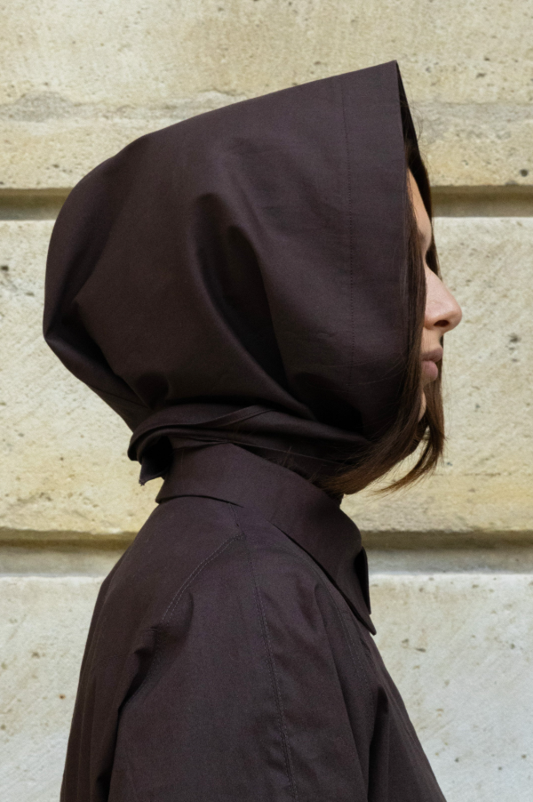 La Rain Hood by Atelier Brunette | Threadloop