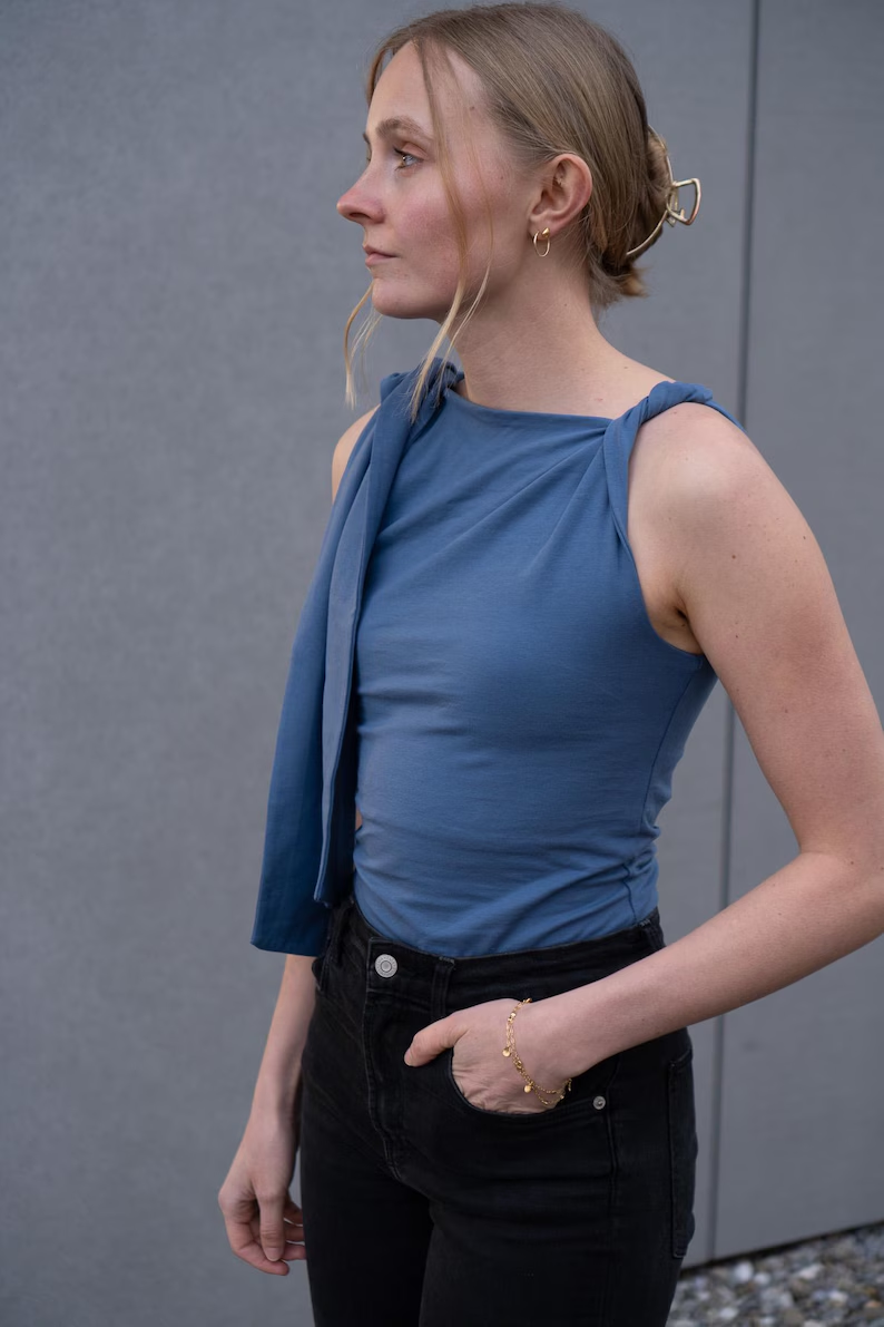 Isa Top with Tie Detail by Magical weave | Threadloop