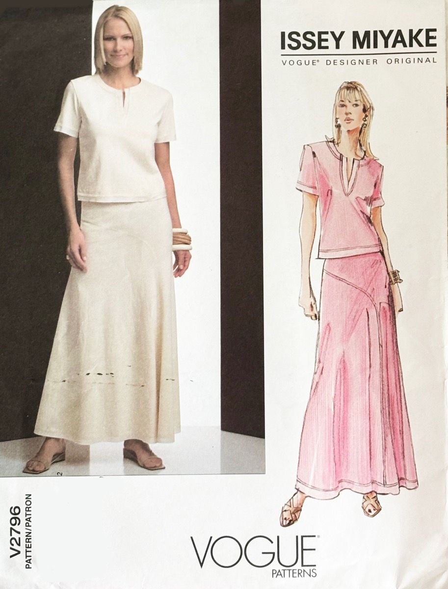 V2796 | Misses' Top and Skirt by Vogue and Issey Miyake | Threadloop