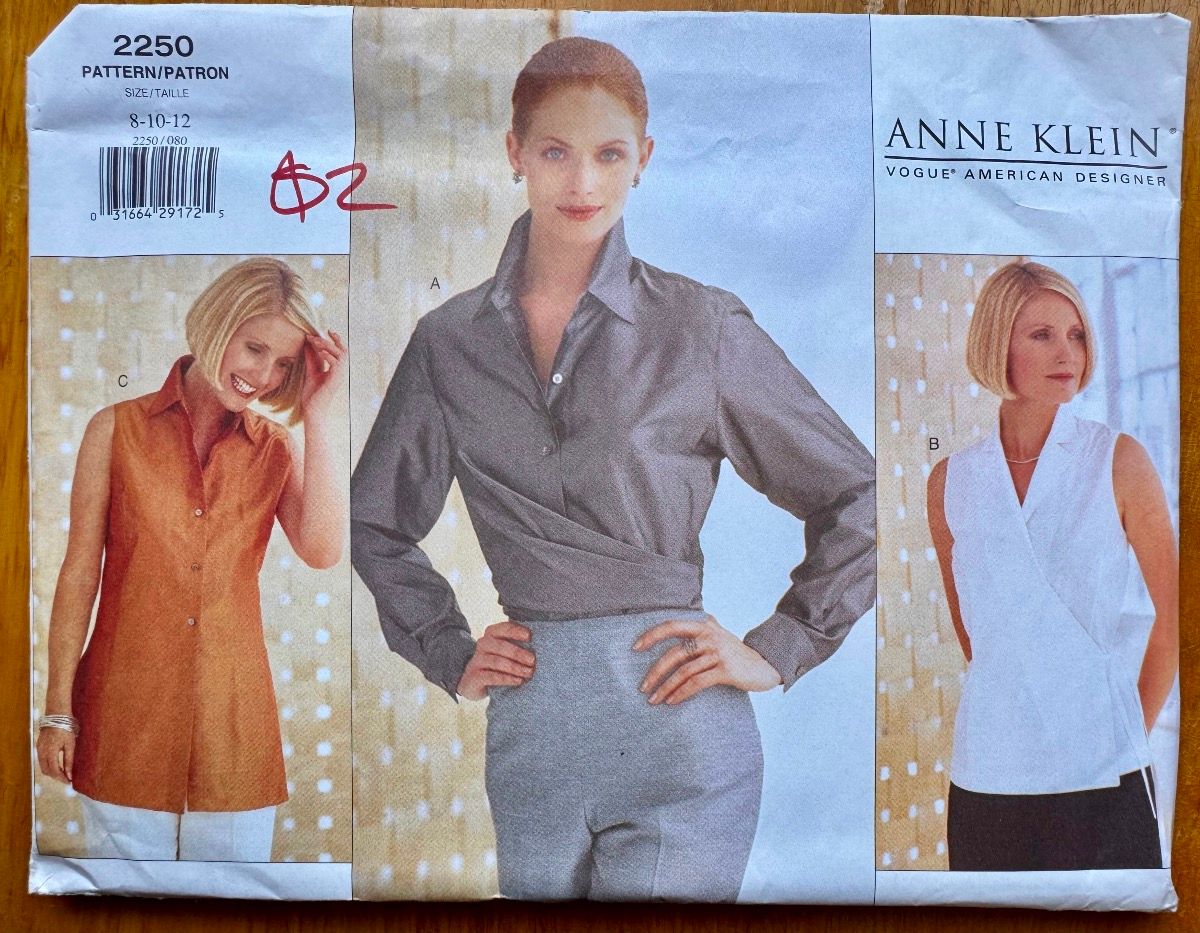 2250 | Misses' Shirt by Vogue and Anne Klein | Threadloop