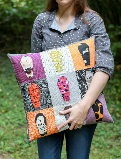 Coffin quilt block by In Color Order | Threadloop