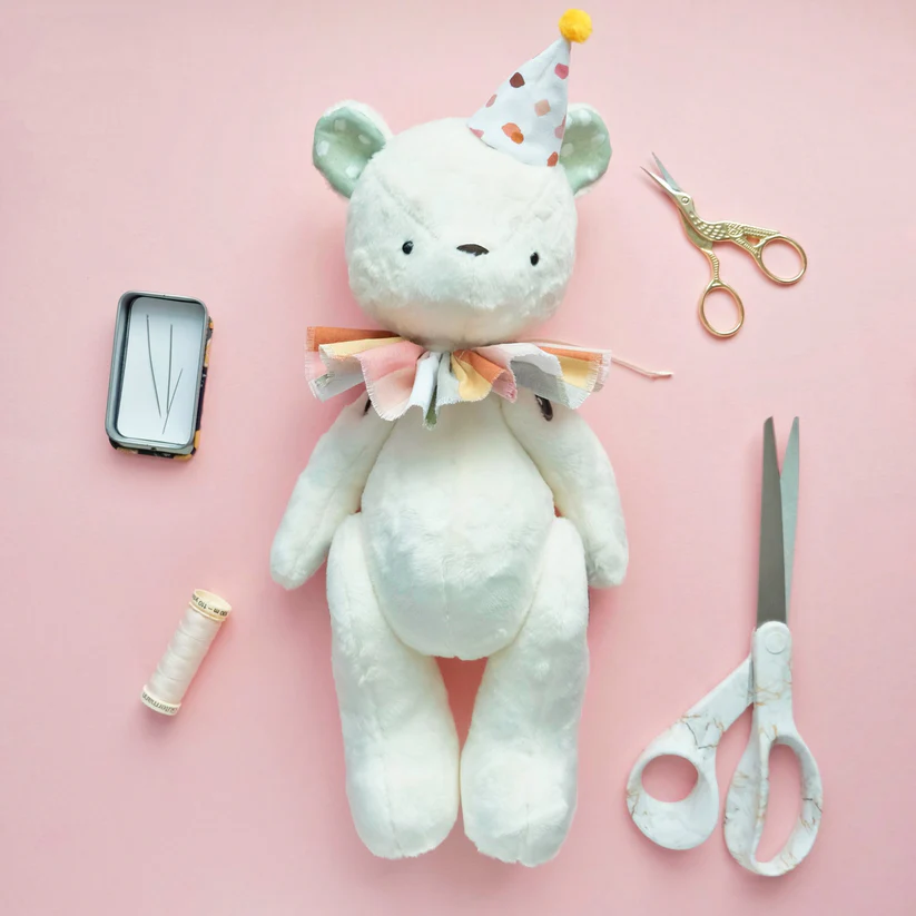 Teddy by 10x2 Studio | Threadloop