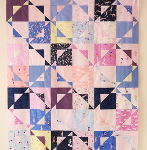 Magic Stars Quilt by Aneela Hoey | Threadloop